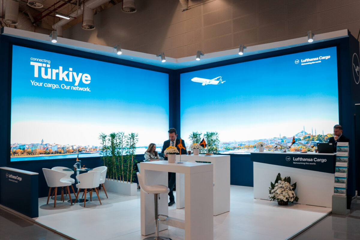 LUFTHANSA- LOGITRANS- İSTANBUL KADİR TOPBAŞ GÖSTERİ MERKEZİ — HES Design